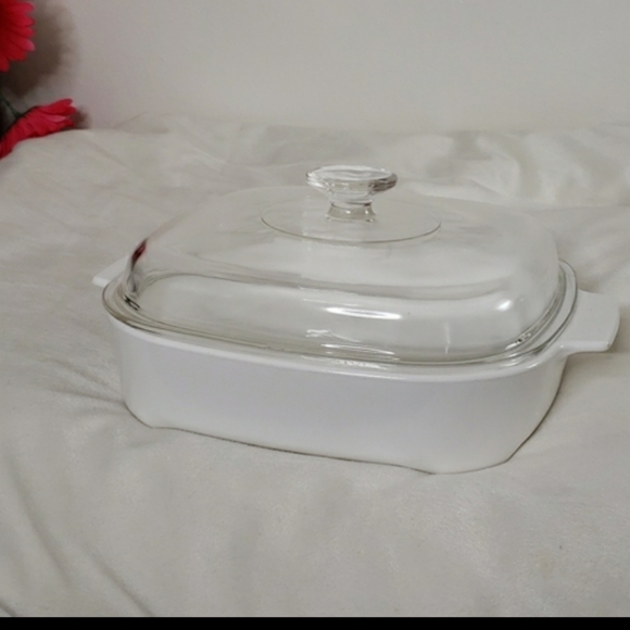 Corningware | Kitchen | Classic White Square Browning Corningware Dish With Lid | Poshmark